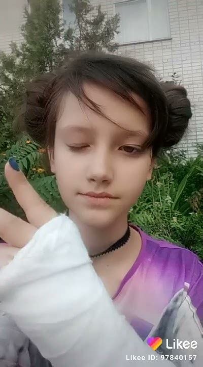 С лайка Youtube