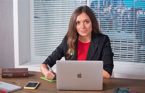 Alyona Your Personal Guide In Kiev Kievinsiders Private Tours Agency