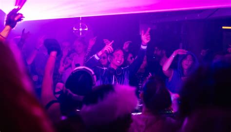 5 Rock Chord Progressions To Add Energy To Your Songwriting Native Instruments Blog