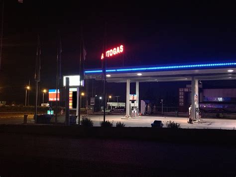 Scp 010 El Never Ending Oil Tanks By Tornadofromhellalt2 On Deviantart