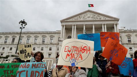 La Vida Humana Queda Desprotegida Y Sufre Un Grave Ataque A Su Valor Y