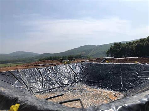 氧化塘防渗工程铺设防渗土工膜保护层 哔哩哔哩