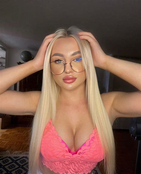 Do U Like My Glasses Daddy๐๐ Scrolller Do U Like My Glasses Daddy๐๐ Scrolller