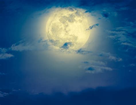 Embracing The Cold Moon Rituals Crystals And Magic For The December
