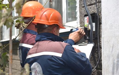 За три роки боротьби енергетики повернули світло понад трьом мільйонам мешканцям