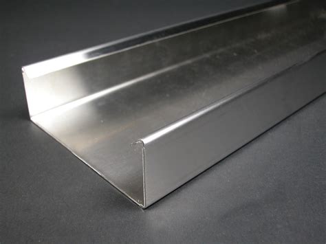 Wiremold S4000 Series Raceway Base In Stainless Steel Perimeter Based