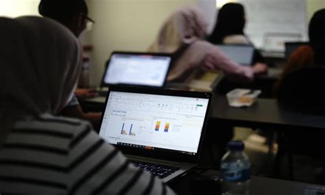Algoritma Data Science School Luncurkan Kursus Baru Business