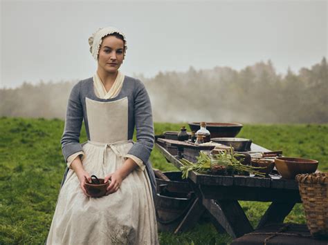 Dont Miss Outlander Reveals Captivating First Look Portraits Of Denzell And Rachel Hunter