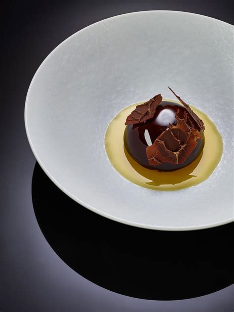 Edward Voon Legle Porcelain