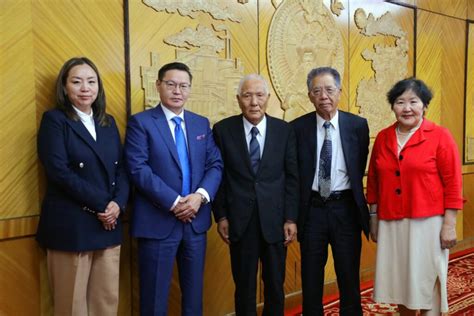 Хүнс экспортлогч орон болох нь Хүнсний хувьсгал үндэсний хөдөлгөөний