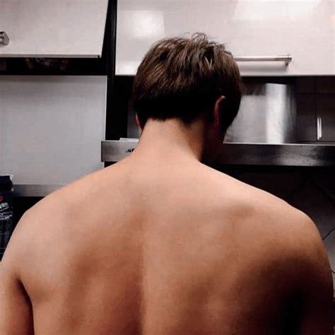 Jin Details Fotos De Kim Ideas De Fondos De Pantalla Jin