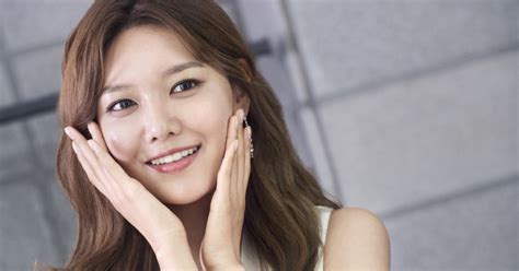 SNSD秀英首度挑大樑出演新戲不斷努力終於證明自己不單單是天團一員更是專業演員 少女時代秀英演員戲劇SK II 妞特企