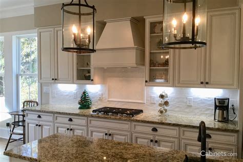 Pinstripe Glaze Kitchen Cabinets Image To U