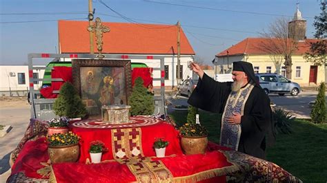 Timiș Moaștele Sf Iosif cel Nou pe străzile localității Partoș Basilica ro
