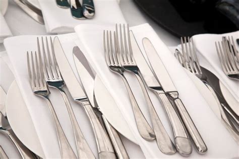 Premium Photo Plate Setting In City Restaurant