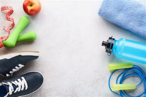 다양한 스포츠 장비와 피트니스 배경 공간을 복사합니다 개념에 대한 스톡 사진 및 기타 이미지 개념 개인 장식품 개체 그룹 Istock