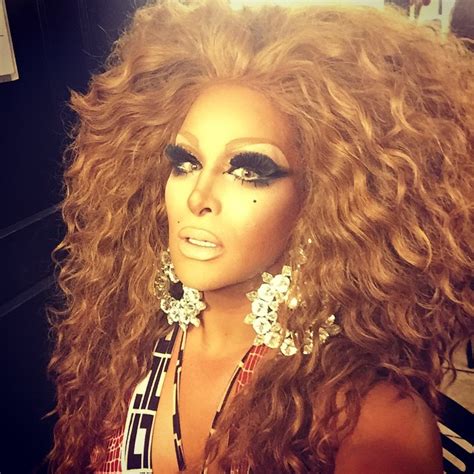 Roxxxy Andrewssexiest Drag Queen Of The Day Raannt