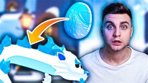 ФРОСТ из ЗИМНЕГО ЯЙЦА Как получить ЛЕГЕНДАРКУ БЕСПЛАТНО Петы в Обновлении Адопт Ми Роблокс