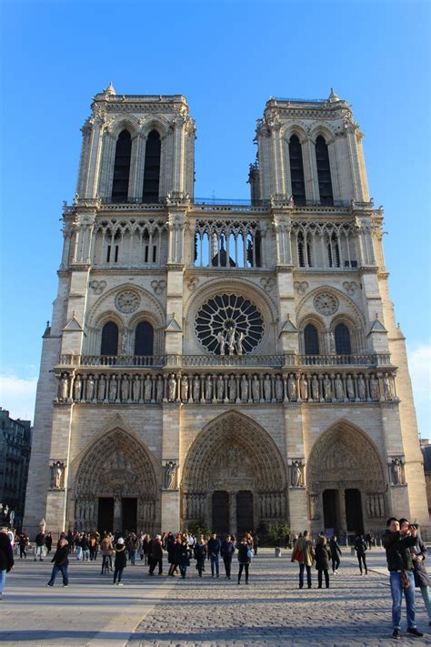 파리의 노트르담 대성당을 다시 만날 날을 기다리며 두피디아 여행기