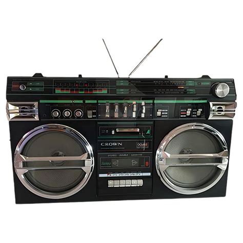 Crovn Radio And Stereo With Cassette Recorder 1980s Cassette Recorder