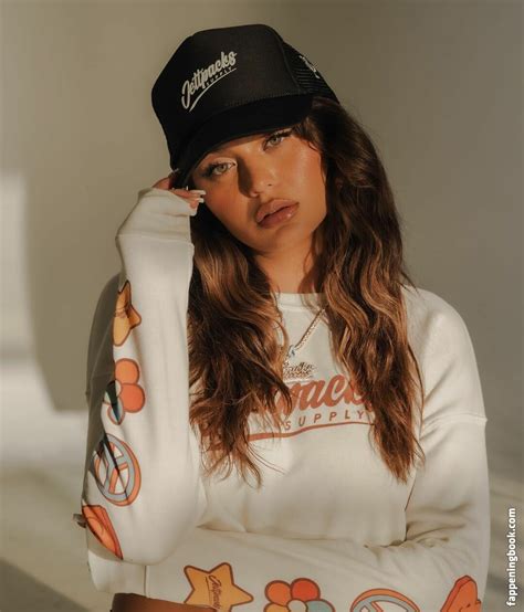 Sofia Jamora Sofiajamora Nude OnlyFans Leaks Fappening Page FappeningBook