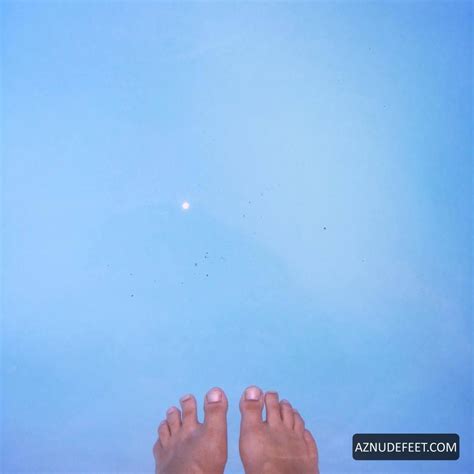 Bailey Bryan Feet Aznudefeet