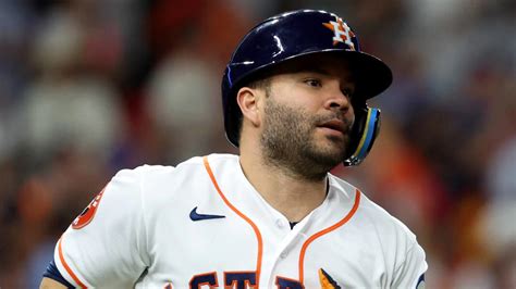 Trade Accepted José Altuve Accept 1506 Million Contract Fromsee