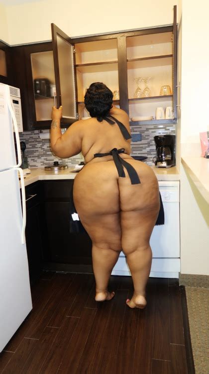 Beautiful Body Beautiful Huge Ass And Huge Legs Tumbex