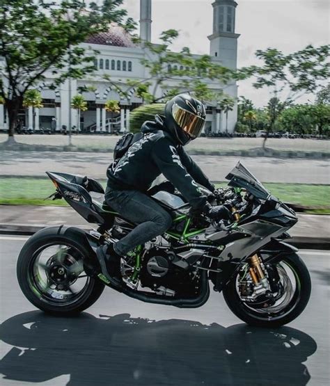 Kawasaki Ninja H2r The Hyperbike Of Unmatched Power And Performance