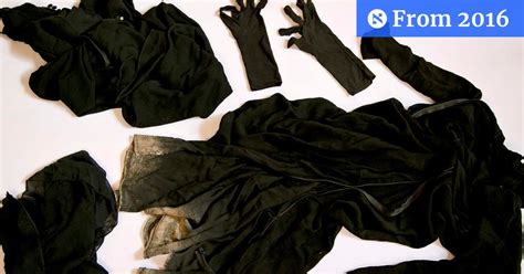Isis Tightens Grip On 3000 Female Captives Held As Sex Slaves Isis