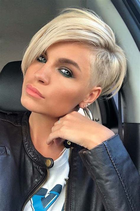 Flattering Short Haircuts For Oval Faces Oval Face Haircuts Short Asymmetrical Haircut