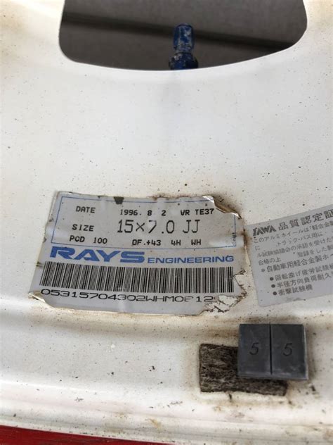 Rays レイズ Volk Racing ボルク Te37 白 鍛造 軽量 15インチ 7j Off43 Pcd100 4本 Cr X 中古
