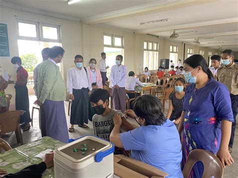 အလုံမြို့နယ်တွင် အခြေခံပညာအဆင့် ကျောင်းသား၊သူများအား ကိုဗစ် ၁၉ ရောဂ