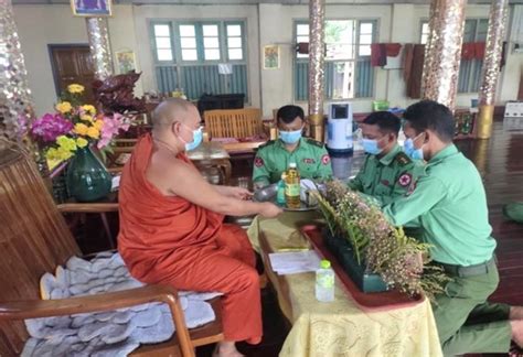 တပ်မတော် ကြည်း၊ ရေ၊ လေ မိသားစုများနှင့် စေတနာရှင်ပြည်သူများက ဆွမ်း ဆန