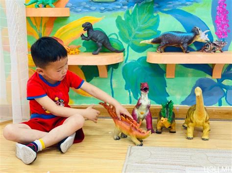 Ууртай байсан хүүхэд тоглоомын өрөөнд ороод л баяр хөөртэй болдог Цэц МН