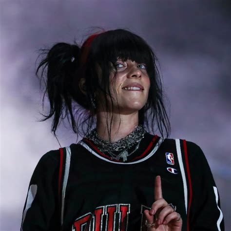 Billie Eilish Icon ♡ Billie Eilish Billie Red Roots