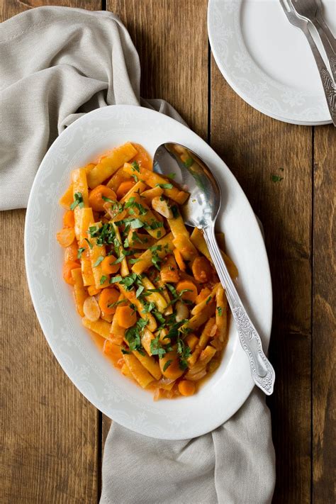 Яхния от зелен боб с моркови Know How To Cook