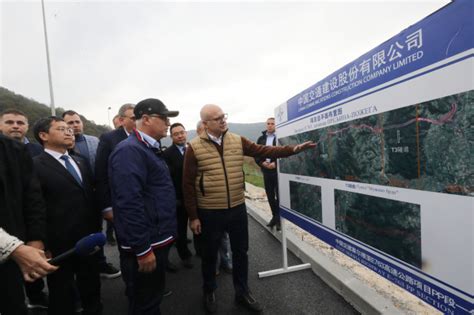 Вучевић Србија је земља која гради највише ауто путева Српска напредна странка