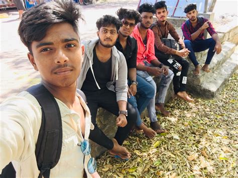 About Abi Saru Medium