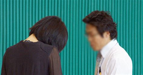 [포토] 김혜수 투표에 대한 주의사항 들으며