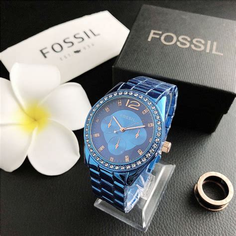 Часы наручные Fossil купить с доставкой по выгодным ценам в интернет магазине Ozon 1310390060