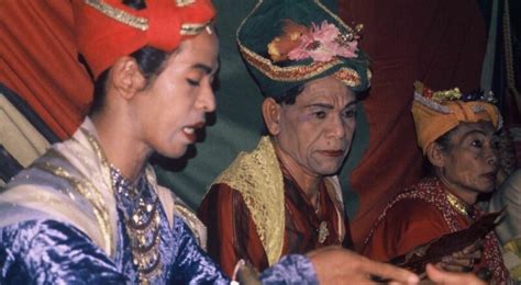 Waria An Introduction To Indonesian Ladyboys My Ladyboy Blog
