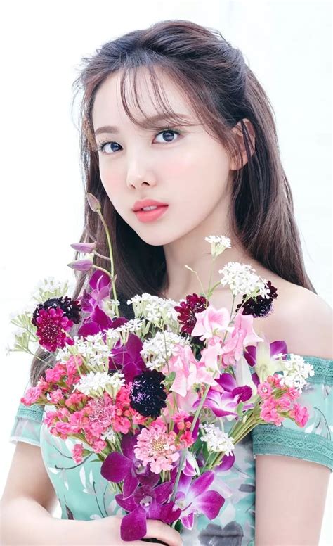 Na Yeon Twice