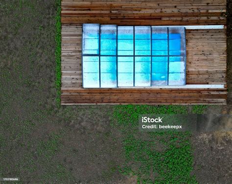 Folding Pool Roof Cover Made Of Aluminum And Plexiglass Runs On Rails