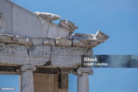 플로브 디프 불가리아의 로마 극장의 유적 도미티안 황제의 지휘 하에 1세기에 지어진 세계에서 가장 잘 보존된 고대 극장 중 하나 0명에 대한 스톡 사진 및 기타 이미지