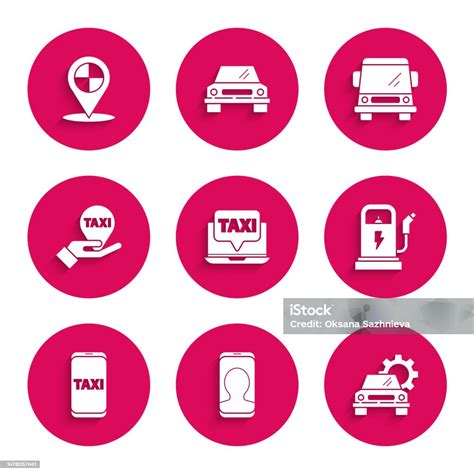 노트북 호출 택시 서비스 택시 전화 자동차 전기 자동차 충전소 손 지도 포인터 및 지도 아이콘을 설정합니다 벡터 교통수단에 대한