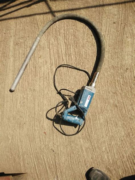 Single Phase Mild Steel Electrical Handy Needle Vibrator 2 M 5kg At ₹ 3500piece In Thane