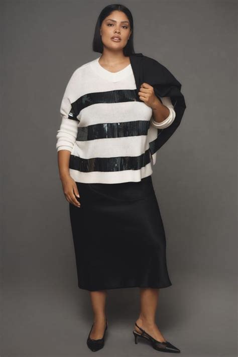 메이브 캐시미어 세퀸 스웨터 앤트로폴로지 한국 공식 스토어 유니크한 여성 패션 및 라이프스타일 편집샵 200개이상의 프리미엄 브랜드 여성 의류 액세서리 홈