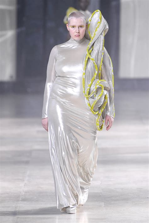 gaurav gupta couture spring 2023 [photos]