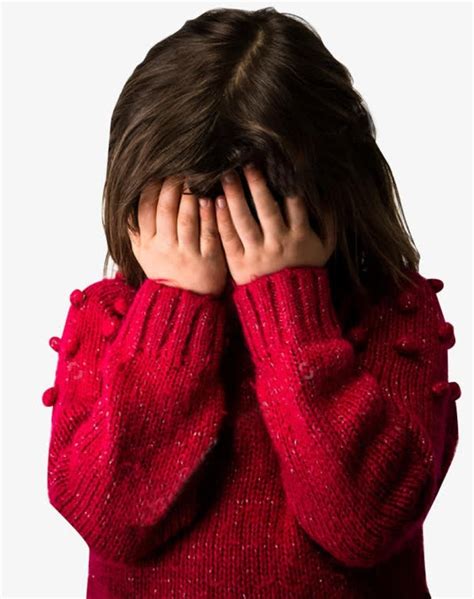 Картинки девочка плачет 67 фото